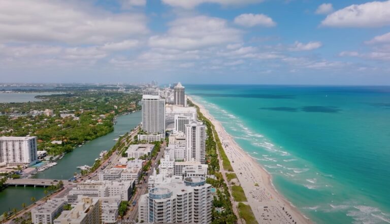 9 Major Bodies of Water in Florida - Discovering its Dynamic Water Systems